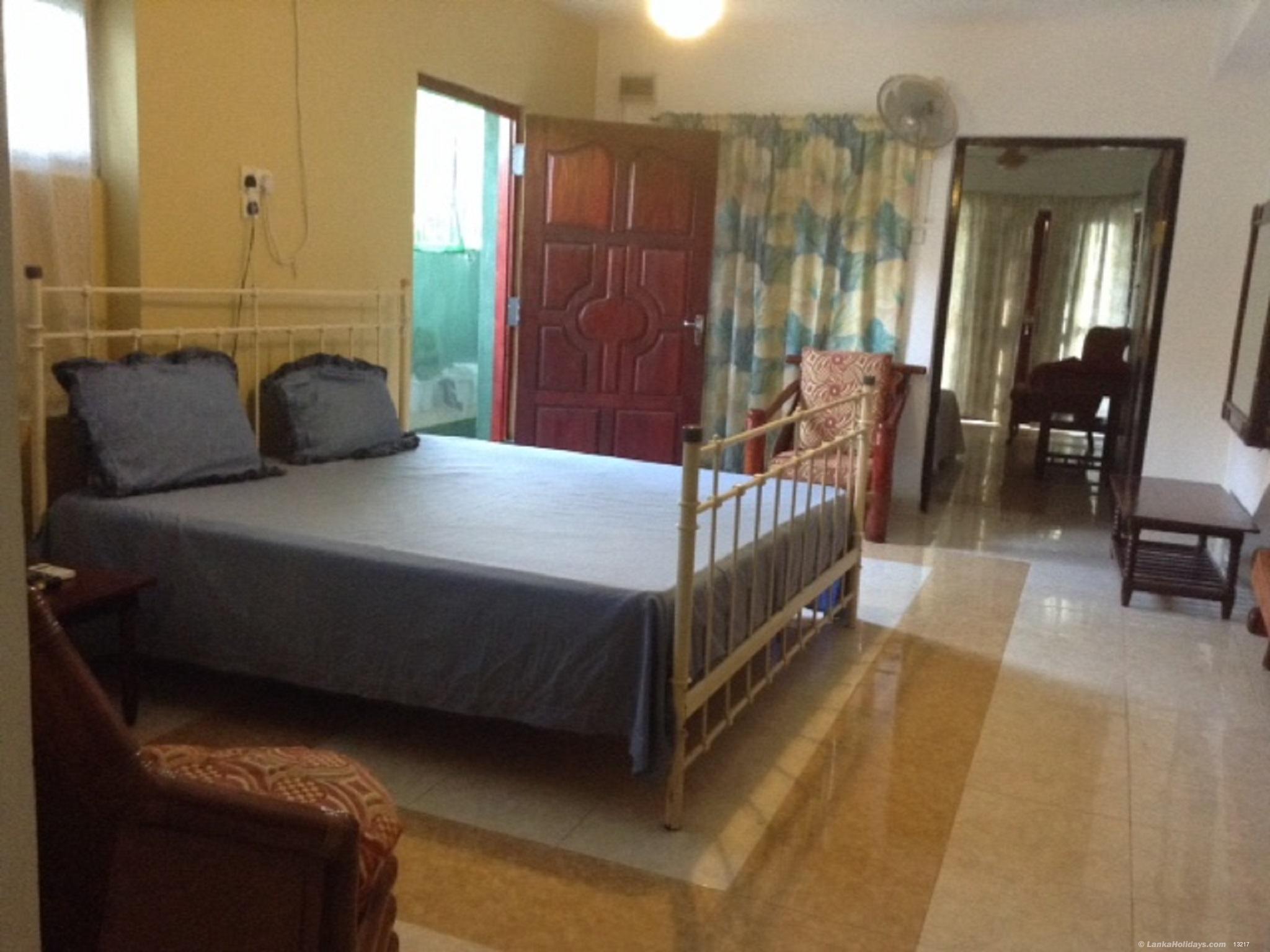 Self Catering Apartments in Mount Lavinia - Furnished Holidayhome ...