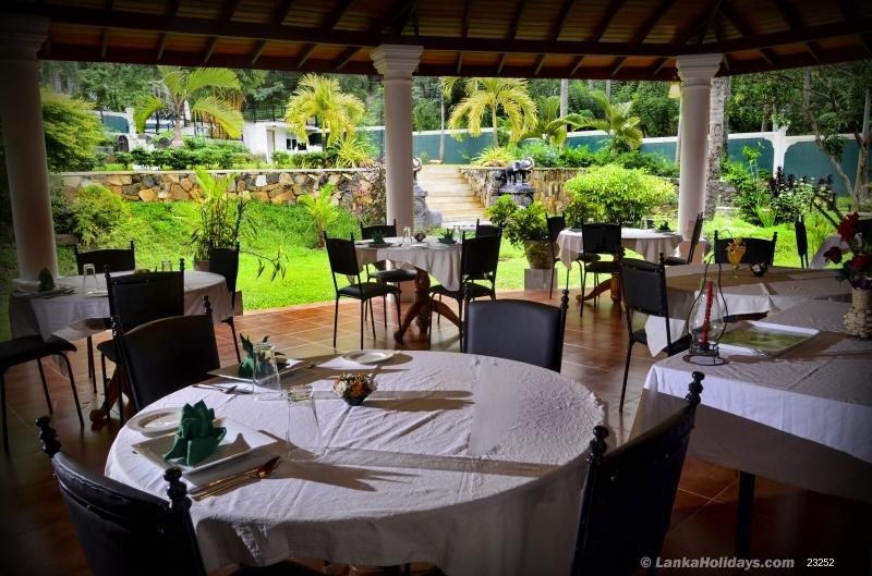 Serviced Bungalows in Kandy - KINGS VILLA