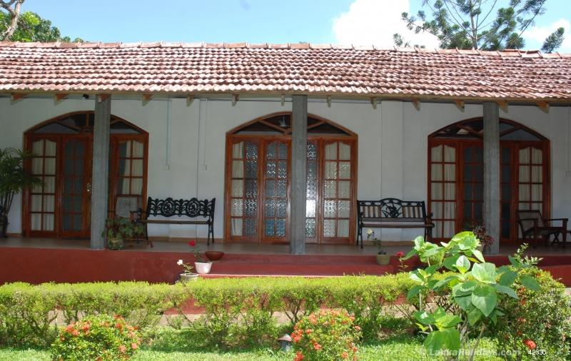 Self Catering Bungalows in Matugama - Holiday Bungalow with Swimming ...