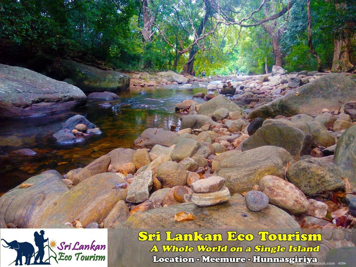 Holiday Cottages in Meemure - Meemure Camping- à¶¸à·“à¶¸à·”à¶»à·š à¶…à ...