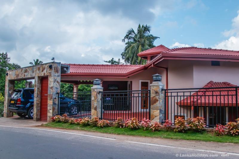 Holiday Villas in Kandy - Villa In Kandy