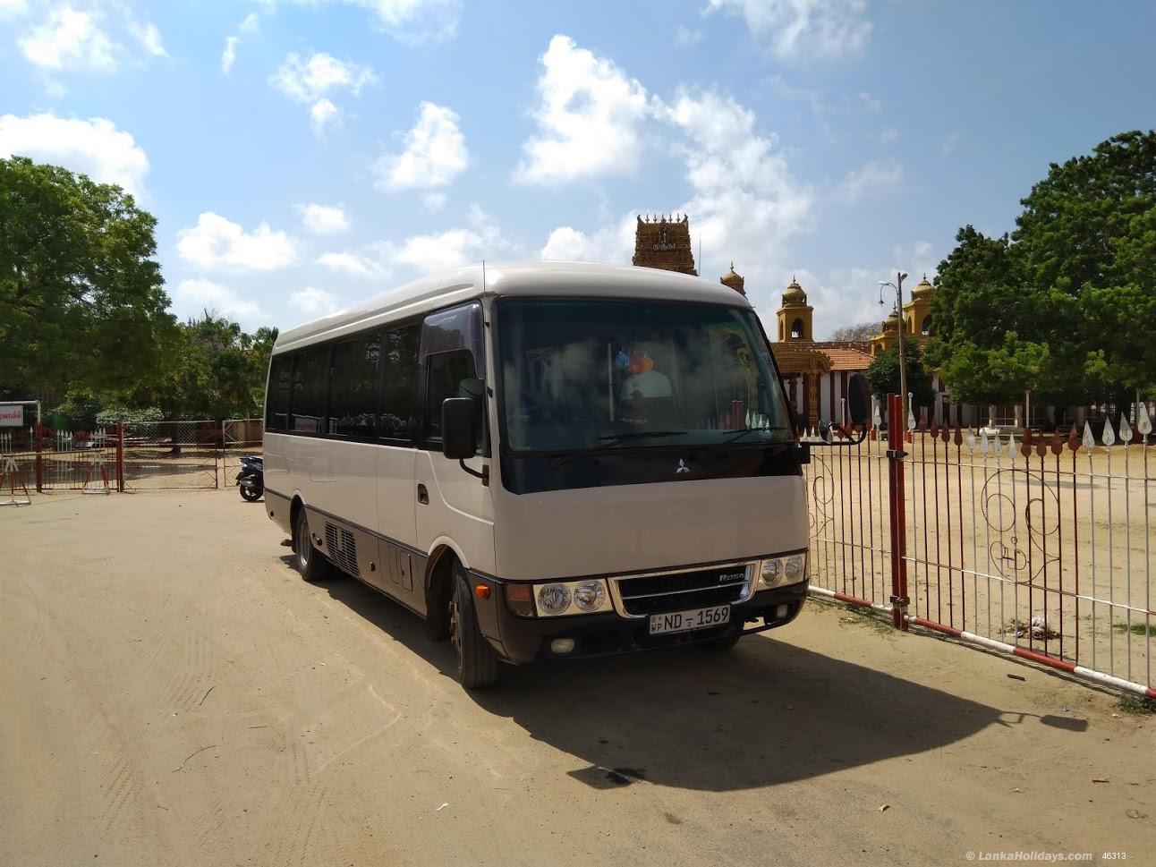 Sri Lanka Bus/Coach Rentals/Hire - AC Bus For Hire